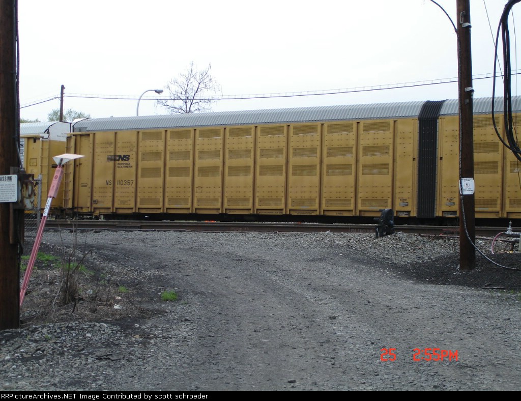 NS 110357B Autorack WB